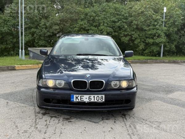 Zils BMW 530 2002 Rīga, ar dzinēja tilpumu 3.00 L un nobraukumu 412 tūkst. km par 1800 €, foto 2 vietnē AUTOMOTO.COM.LV