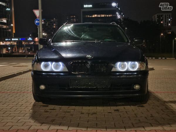 Zils BMW 530 2003 Viļņa, ar dzinēja tilpumu 2.90 L un nobraukumu 450 tūkst. km par 1250 €, foto 2 vietnē AUTOMOTO.COM.LV