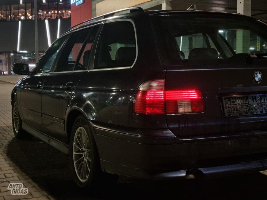Zils BMW 530 2003 Viļņa, ar dzinēja tilpumu 2.90 L un nobraukumu 450 tūkst. km par 1250 €, foto 5 vietnē AUTOMOTO.COM.LV