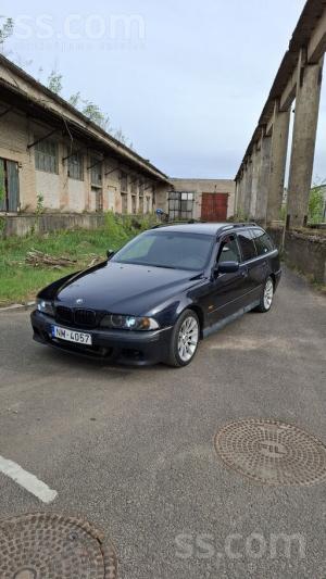 Синий БМВ 530 2003 в Даугавпилс, объемом двигателя 3.00 л и пробегом 423 тыс. км за 2050 €, фото 3 на AUTOMOTO.COM.LV