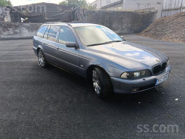 Zils BMW 530 2003 Jēkabpils, ar dzinēja tilpumu 3.00 L un nobraukumu 348 tūkst. km par 1600 €, foto 2 vietnē AUTOMOTO.COM.LV