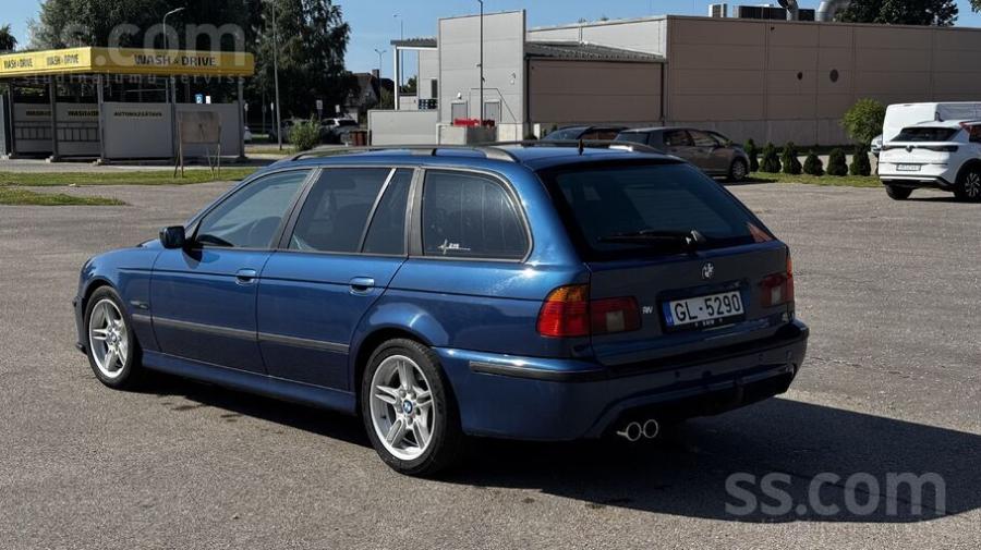 Blue BMW 530 2003 in Liepaja, with an engine capacity of 3.00 L and mileage of 334 thousand km for 2490 €, photo 3 on AUTOMOTO.COM.LV