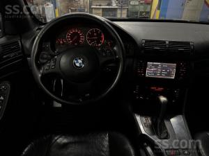 Blue BMW 530 2003 in Liepaja, with an engine capacity of 3.00 L and mileage of 334 thousand km for 2490 €, photo 13 on AUTOMOTO.COM.LV