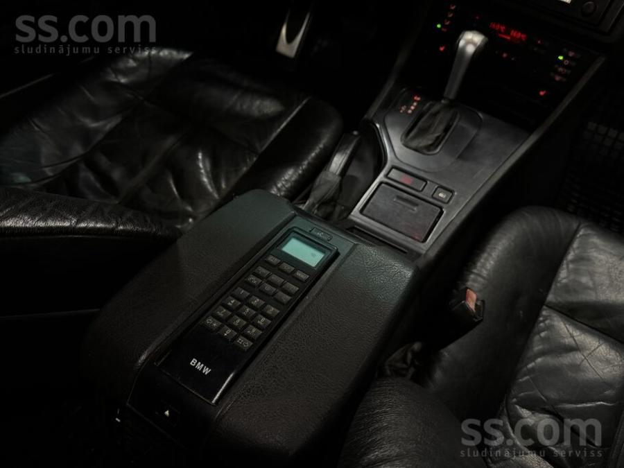 Blue BMW 530 2003 in Liepaja, with an engine capacity of 3.00 L and mileage of 334 thousand km for 2490 €, photo 14 on AUTOMOTO.COM.LV