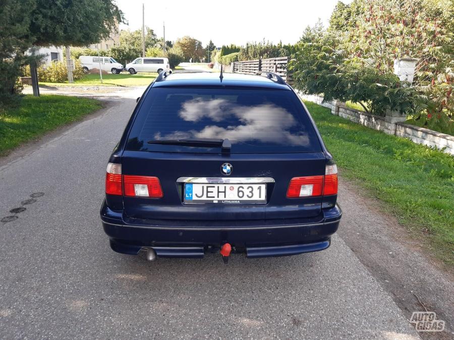 Blue BMW 530 2003 in Kaunas, with an engine capacity of 2.90 L and mileage of 300 thousand km for 1400 €, photo 14 on AUTOMOTO.COM.LV