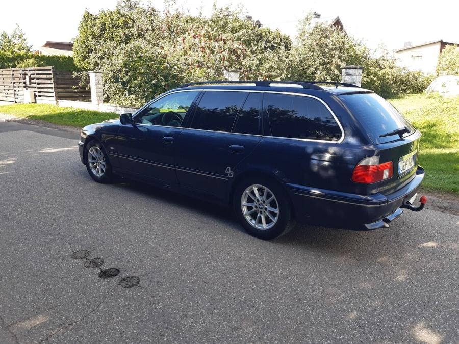 Blue BMW 530 2003 in Kaunas, with an engine capacity of 2.90 L and mileage of 300 thousand km for 1400 €, photo 16 on AUTOMOTO.COM.LV