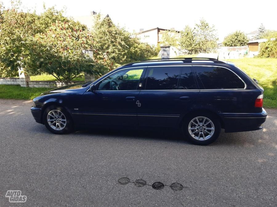 Blue BMW 530 2003 in Kaunas, with an engine capacity of 2.90 L and mileage of 300 thousand km for 1400 €, photo 17 on AUTOMOTO.COM.LV