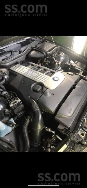 Zils BMW 530 2003 Ludza, ar dzinēja tilpumu 3.00 L un nobraukumu 371 tūkst. km par 3995 €, foto 8 vietnē AUTOMOTO.COM.LV