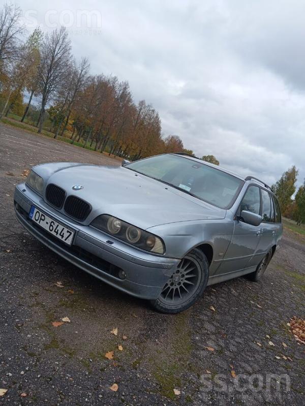Zils BMW 530 2003 Daugavpils, ar dzinēja tilpumu 3.00 L un nobraukumu 283 tūkst. km par 1650 €, foto 1 vietnē AUTOMOTO.COM.LV