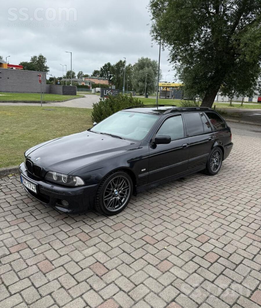 Zils BMW 530 2004 Liepāja, ar dzinēja tilpumu 3.00 L un nobraukumu 387 tūkst. km par 3100 €, foto 1 vietnē AUTOMOTO.COM.LV