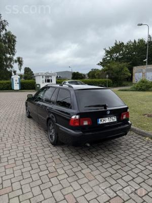 Zils BMW 530 2004 Liepāja, ar dzinēja tilpumu 3.00 L un nobraukumu 387 tūkst. km par 3100 €, foto 4 vietnē AUTOMOTO.COM.LV