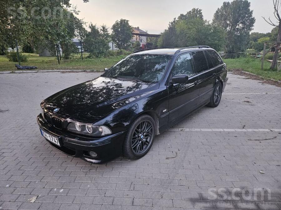 Blue BMW 530 2004 in Liepaja, with an engine capacity of 3.00 L and mileage of 387 thousand km for 3500 €, photo 1 on AUTOMOTO.COM.LV