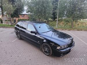 Blue BMW 530 2004 in Liepaja, with an engine capacity of 3.00 L and mileage of 387 thousand km for 3500 €, photo 7 on AUTOMOTO.COM.LV