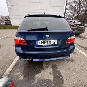 Blue BMW 530 2004 in Kaunas, with an engine capacity of 3.00 L and mileage of 370 thousand km for 2250 €, photo 5 on AUTOMOTO.COM.LV