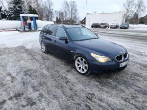 Zils BMW 530 2004 Rīga, ar dzinēja tilpumu 3.00 L un nobraukumu 432 tūkst. km par 4000 €, foto 3 vietnē AUTOMOTO.COM.LV