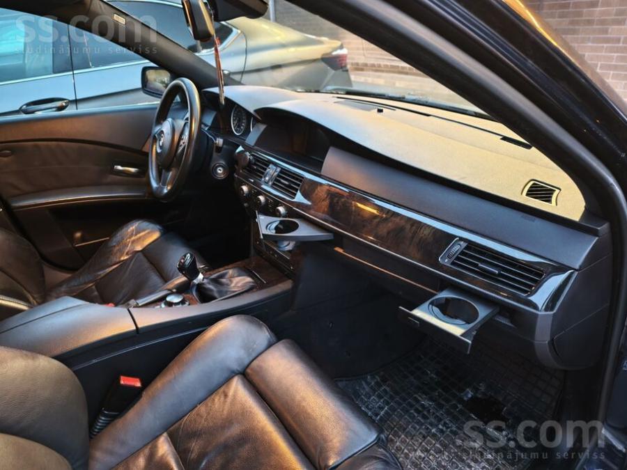 Blue BMW 530 2004 in Riga, with an engine capacity of 3.00 L and mileage of 435 thousand km for 3150 €, photo 11 on AUTOMOTO.COM.LV