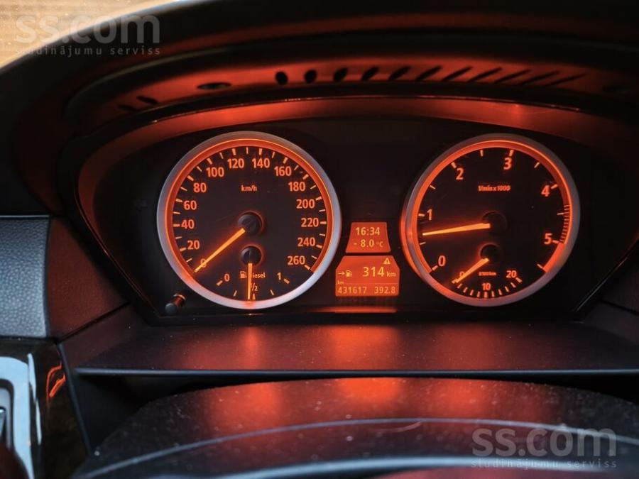 Blue BMW 530 2004 in Riga, with an engine capacity of 3.00 L and mileage of 435 thousand km for 3150 €, photo 15 on AUTOMOTO.COM.LV