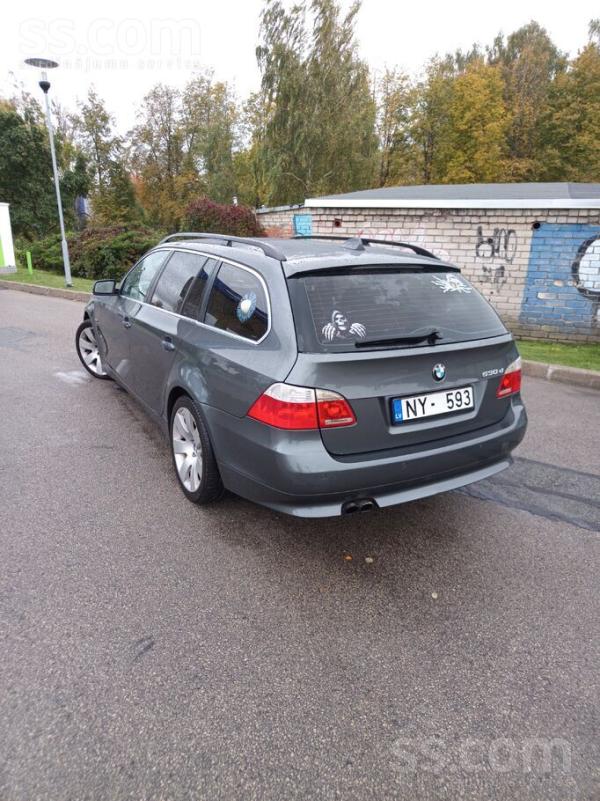 Zils BMW 530 2004 Rīga, ar dzinēja tilpumu 3.00 L un nobraukumu 0 tūkst. km par 3000 €, foto 5 vietnē AUTOMOTO.COM.LV