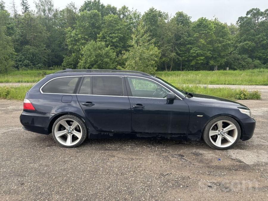 Blue BMW 530 2005 in Bauska, with an engine capacity of 3.00 L and mileage of 450 thousand km for 3050 €, photo 4 on AUTOMOTO.COM.LV