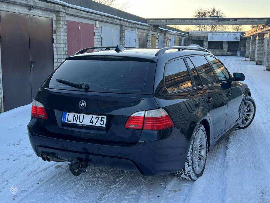 Blue BMW 530 2005 in Kaunas, with an engine capacity of 2.99 L and mileage of 386 thousand km for 3850 €, photo 10 on AUTOMOTO.COM.LV