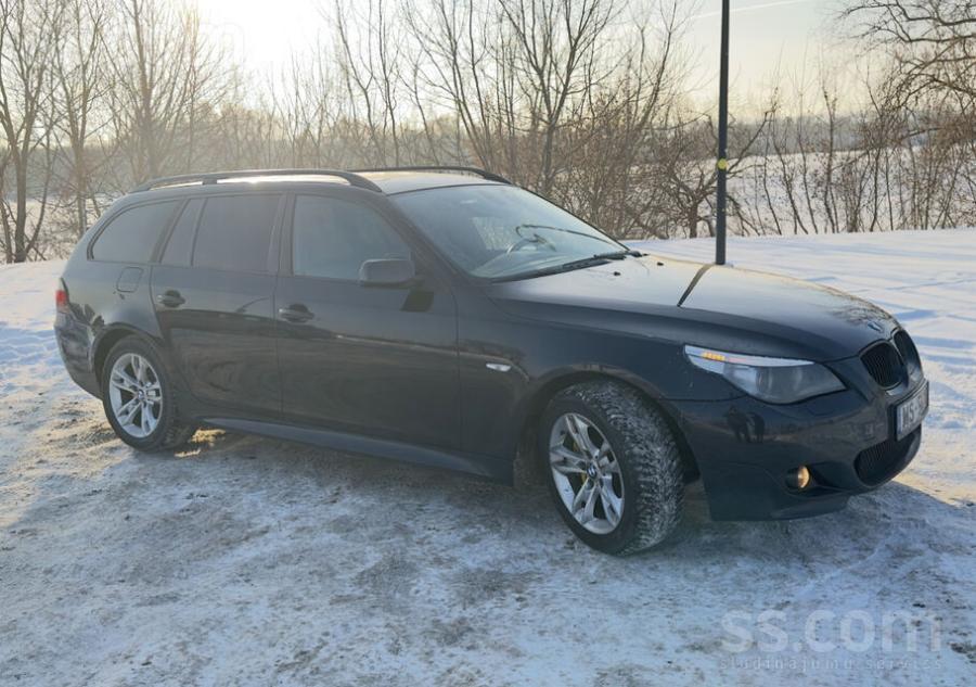 Zils BMW 530 2005 Daugavpils, ar dzinēja tilpumu 3.00 L un nobraukumu 352 tūkst. km par 4800 €, foto 3 vietnē AUTOMOTO.COM.LV