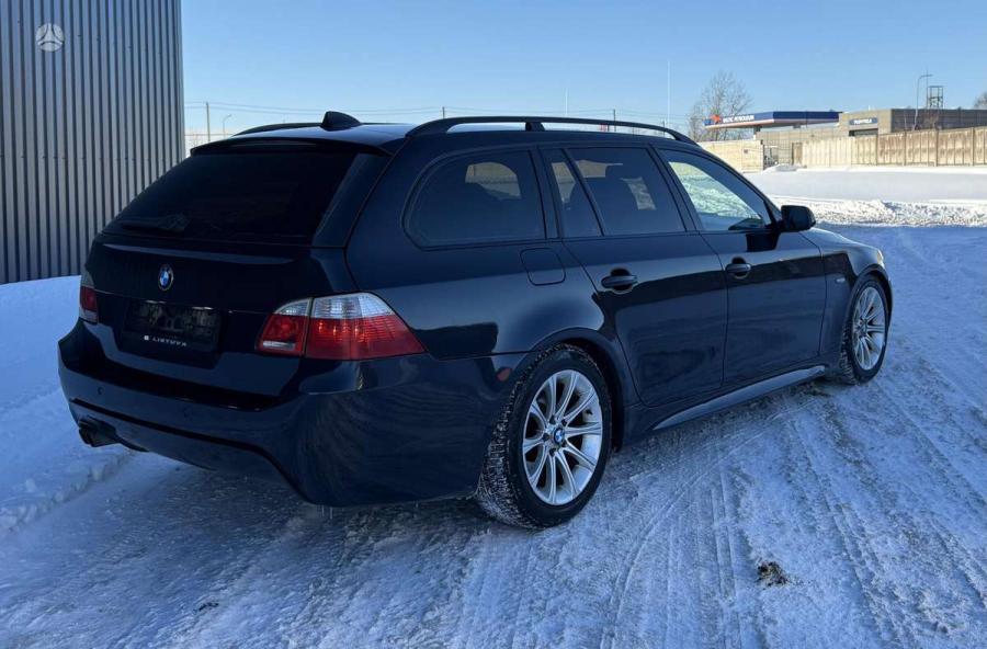 Blue BMW 530 2005 in Vilnius, with an engine capacity of 2.99 L and mileage of 379 thousand km for 4350 €, photo 2 on AUTOMOTO.COM.LV