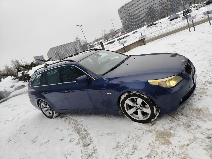 Blue BMW 530 2005 in Vilnius, with an engine capacity of 3.00 L and mileage of 385 thousand km for 2900 €, photo 9 on AUTOMOTO.COM.LV