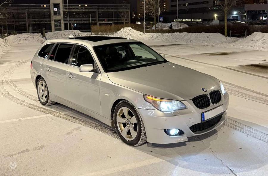 Zils BMW 530 2005 Viļņa, ar dzinēja tilpumu 2.50 L un nobraukumu 359 tūkst. km par 2750 €, foto 1 vietnē AUTOMOTO.COM.LV