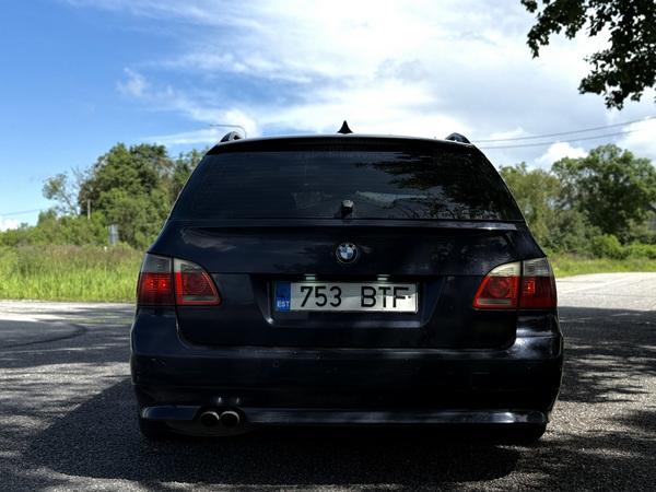 Blue BMW 530 2005 in Tallinn, with an engine capacity of 3.00 L and mileage of 297 thousand km for 2750 €, photo 2 on AUTOMOTO.COM.LV