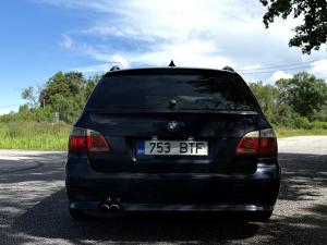 Zils BMW 530 2005 Tallina, ar dzinēja tilpumu 3.00 L un nobraukumu 297 tūkst. km par 2750 €, foto 3 vietnē AUTOMOTO.COM.LV