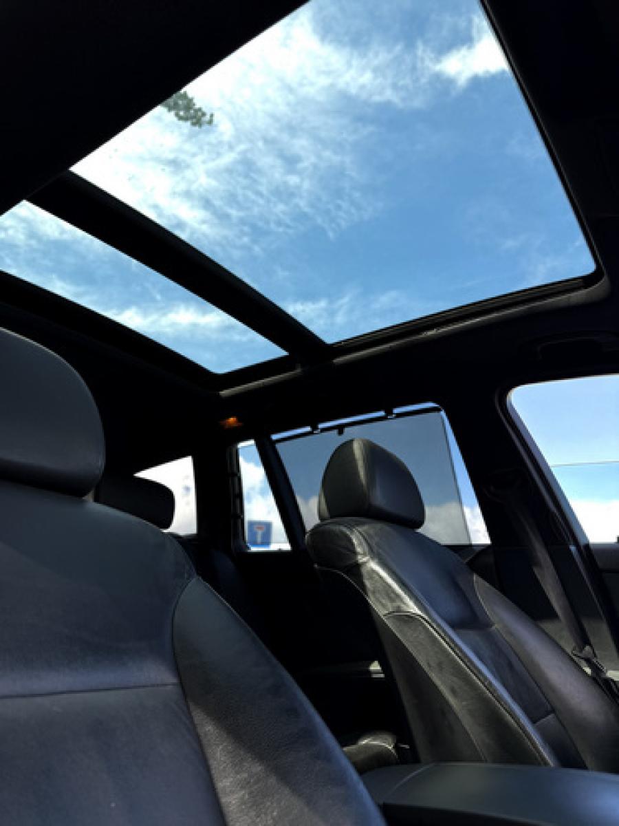 Zils BMW 530 2005 Tallina, ar dzinēja tilpumu 3.00 L un nobraukumu 297 tūkst. km par 2750 €, foto 9 vietnē AUTOMOTO.COM.LV