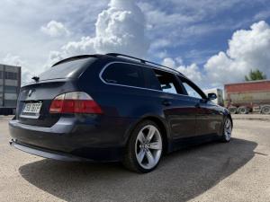 Zils BMW 530 2005 Tallina, ar dzinēja tilpumu 3.00 L un nobraukumu 297 tūkst. km par 2750 €, foto 24 vietnē AUTOMOTO.COM.LV