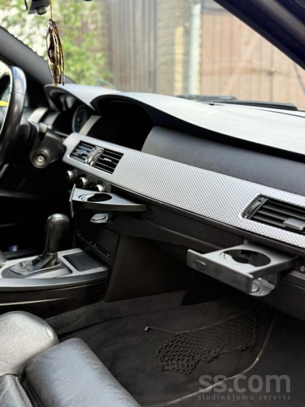 Zils BMW 530 2005 Kuldīga, ar dzinēja tilpumu 3.00 L un nobraukumu 375 tūkst. km par 4200 €, foto 9 vietnē AUTOMOTO.COM.LV