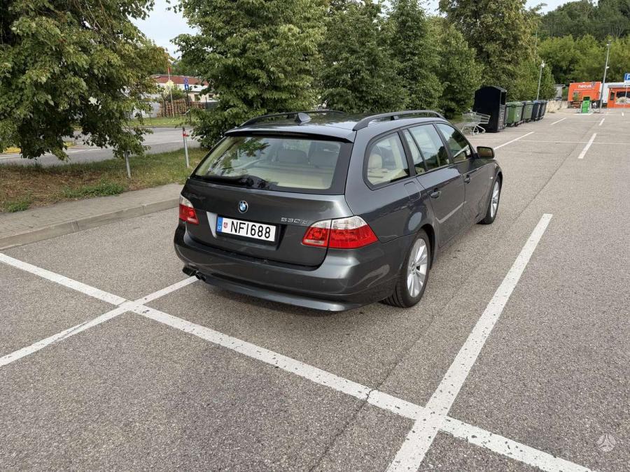Blue BMW 530 2005 in Vilnius, with an engine capacity of 2.99 L and mileage of 298 thousand km for 3500 €, photo 5 on AUTOMOTO.COM.LV