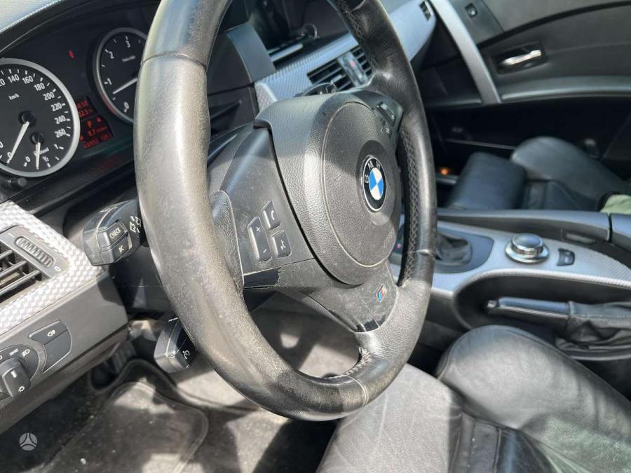Blue BMW 530 2005 in Vilnius, with an engine capacity of 2.99 L and mileage of 430 thousand km for 3650 €, photo 35 on AUTOMOTO.COM.LV