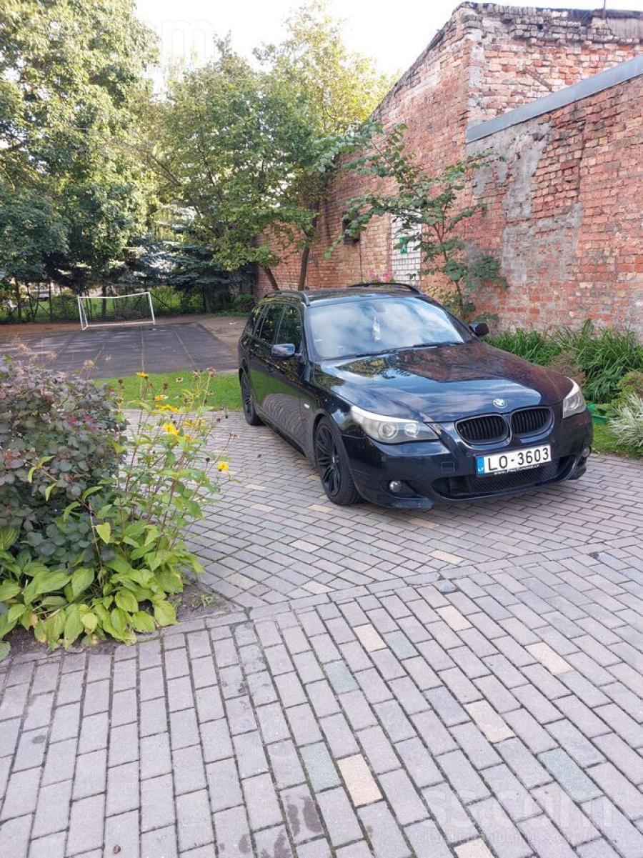 Zils BMW 530 2005 Rīga, ar dzinēja tilpumu 3.00 L un nobraukumu 382 tūkst. km par 4100 €, foto 1 vietnē AUTOMOTO.COM.LV