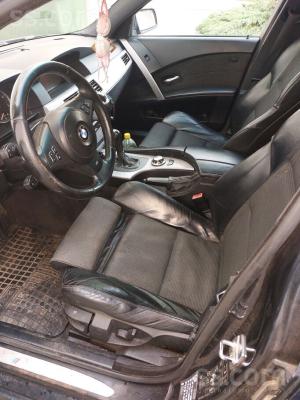 Zils BMW 530 2005 Rīga, ar dzinēja tilpumu 3.00 L un nobraukumu 382 tūkst. km par 4100 €, foto 4 vietnē AUTOMOTO.COM.LV