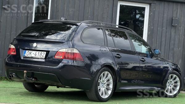 Blue BMW 530 2005 in Riga, with an engine capacity of 3.00 L and mileage of 268 thousand km for 3850 €, photo 4 on AUTOMOTO.COM.LV