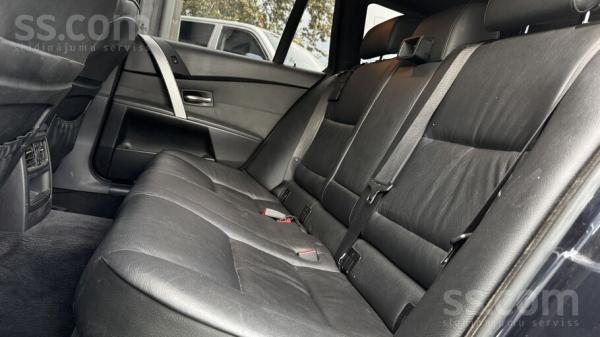 Blue BMW 530 2005 in Riga, with an engine capacity of 3.00 L and mileage of 268 thousand km for 3850 €, photo 8 on AUTOMOTO.COM.LV