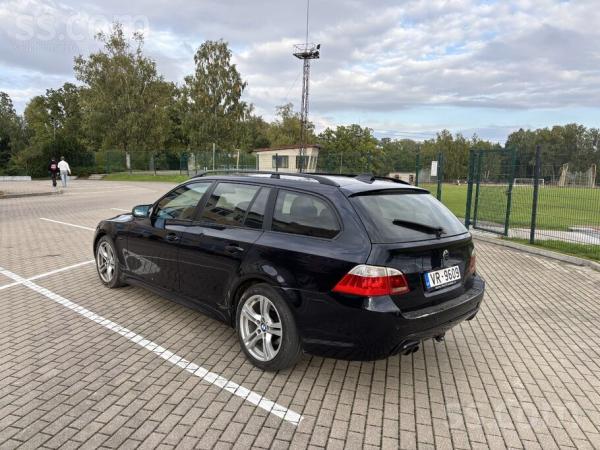 Zils BMW 530 2005 Aizkraukle, ar dzinēja tilpumu 3.00 L un nobraukumu 448 tūkst. km par 3450 €, foto 7 vietnē AUTOMOTO.COM.LV