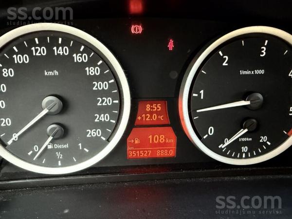 Zils BMW 530 2005 Daugavpils, ar dzinēja tilpumu 3.00 L un nobraukumu 352 tūkst. km par 3000 €, foto 7 vietnē AUTOMOTO.COM.LV