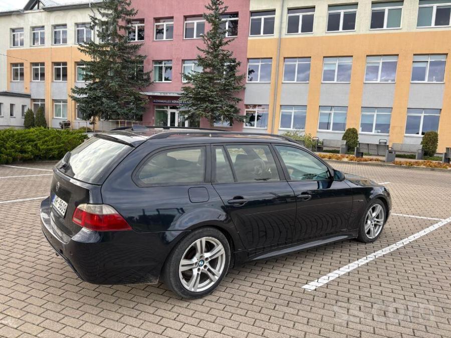 Blue BMW 530 2005 in Aizkraukle, with an engine capacity of 3.00 L and mileage of 454 thousand km for 2950 €, photo 6 on AUTOMOTO.COM.LV