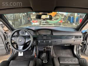 Blue BMW 530 2005 in Aizkraukle, with an engine capacity of 3.00 L and mileage of 454 thousand km for 2950 €, photo 9 on AUTOMOTO.COM.LV