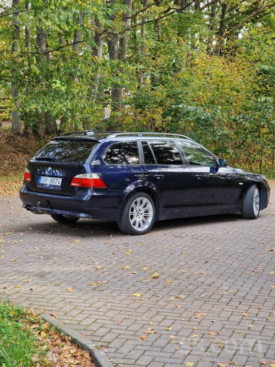 Blue BMW 530 2005 in Riga, with an engine capacity of 3.00 L and mileage of 0 thousand km for 3700 €, photo 6 on AUTOMOTO.COM.LV