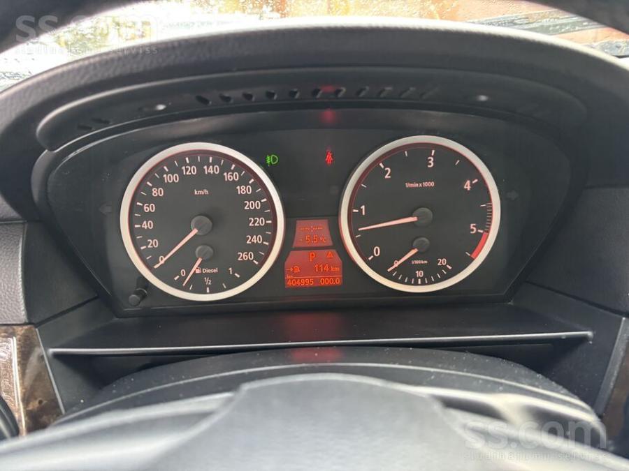 Blue BMW 530 2006 in Bauska, with an engine capacity of 3.00 L and mileage of 405 thousand km for 4500 €, photo 18 on AUTOMOTO.COM.LV