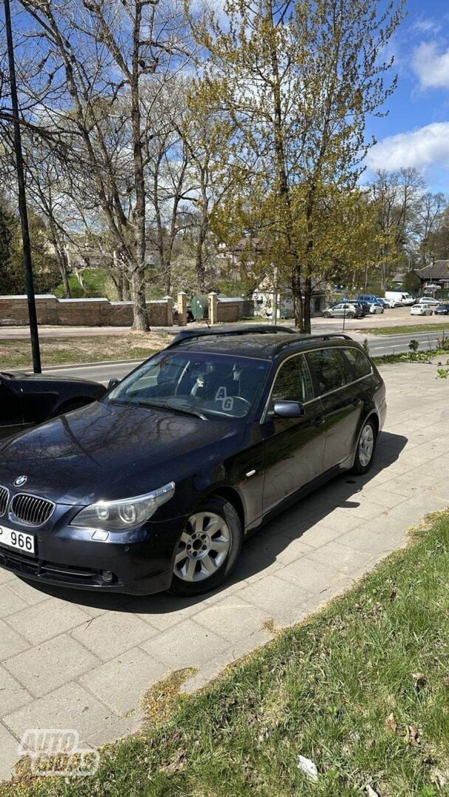 Zils BMW 530 2006 Viļņa, ar dzinēja tilpumu 3.00 L un nobraukumu 410 tūkst. km par 2300 €, foto 4 vietnē AUTOMOTO.COM.LV