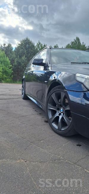 Zils BMW 530 2006 Daugavpils, ar dzinēja tilpumu 3.00 L un nobraukumu 345 tūkst. km par 4700 €, foto 3 vietnē AUTOMOTO.COM.LV