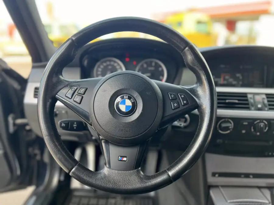 Синий БМВ 530 2006 в Екабпилс, объемом двигателя 3.00 л и пробегом 283 тыс. км за 5990 €, фото 29 на AUTOMOTO.COM.LV