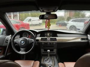 Zils BMW 530 2006 Rīga, ar dzinēja tilpumu 3.00 L un nobraukumu 281 tūkst. km par 3990 €, foto 18 vietnē AUTOMOTO.COM.LV