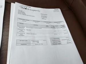 Zils BMW 530 2006 Rīga, ar dzinēja tilpumu 3.00 L un nobraukumu 281 tūkst. km par 3990 €, foto 39 vietnē AUTOMOTO.COM.LV